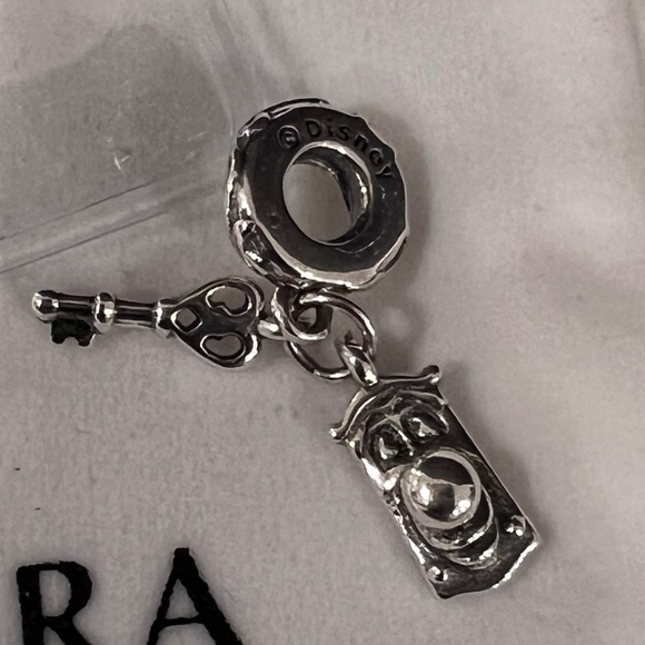 Pandora | Jewelry | New Pandora Disney Alice In Wonderland Key Door ...